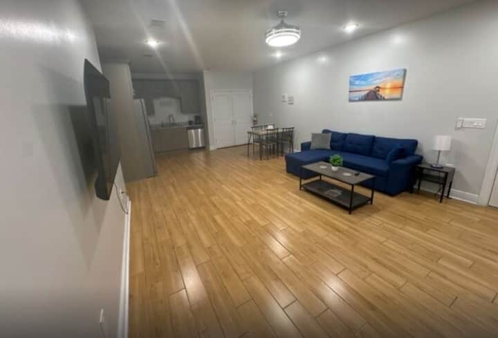 2br Beachside Getaway – Walk To Sand & Casinos! - Biloxi, MS