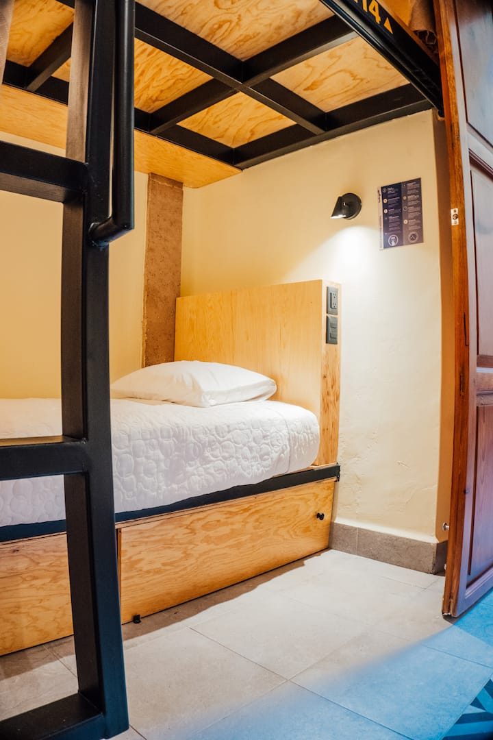 ¡Conéctate Y Descansa! Cama Con Cocina Y Wifi! - León