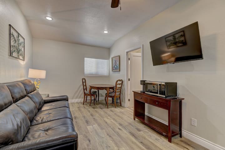 New Studio Rv Parking 4mile To The Strip&airport#2 - 亨德森