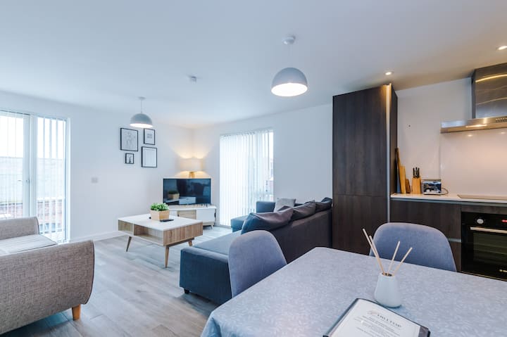 Stylish 2 Bed City Apt- Great Location + Balcony - 曼徹斯特