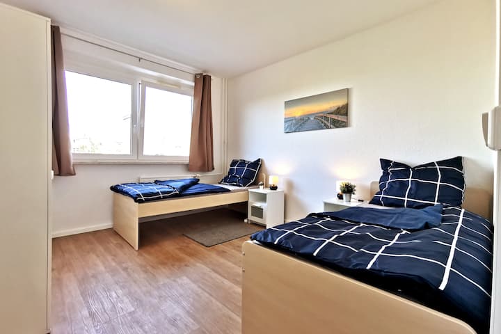 Moderne Monteurwohnung In Neubrandenburg - Neubrandenburg