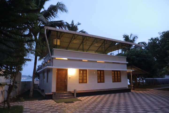 Deluxe Pool Villa - Kollam