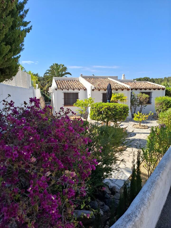 Petite Maison Pleine De Charme Piscine Et Tennis - Benissa