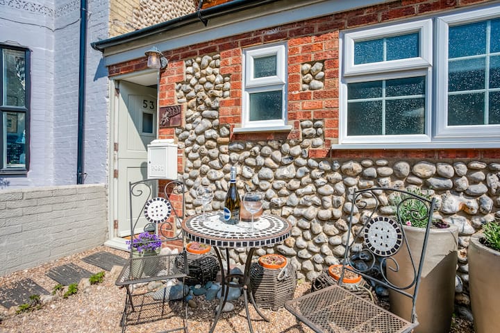 Traditional Fishermans Cottage In Seaside Town - Salthouse