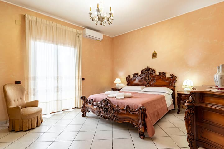 Guesthost - Center Apartment Catania - Catania