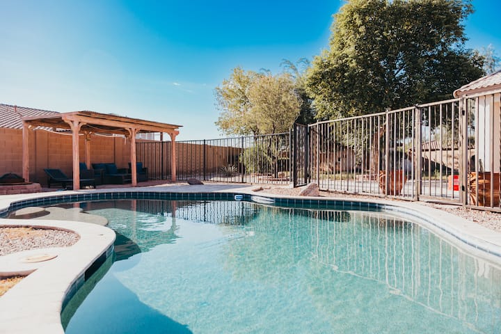 4br Desert Resort/large Yard W/heated Pool - Casa Grande, AZ