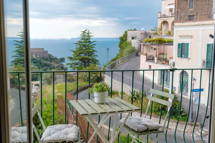 Vittoria Suite (Sea View) - Vico Equense
