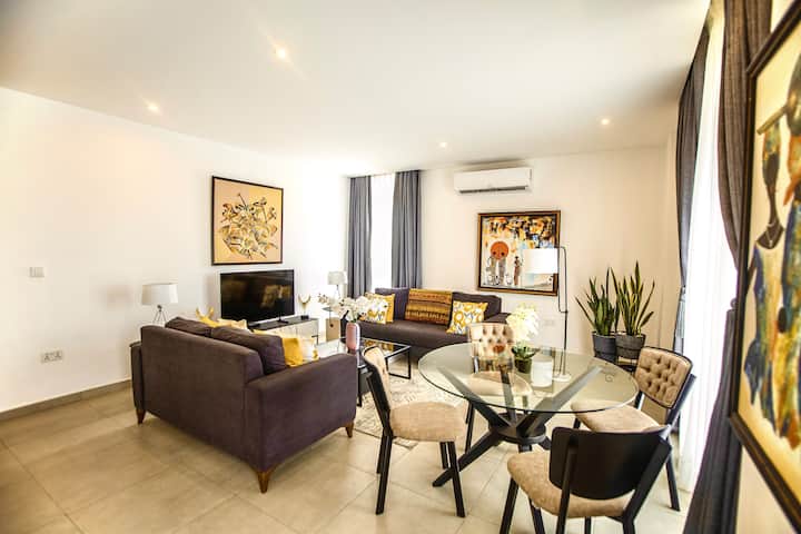 The Place
2 Bedrooms, 2 Bathrooms @ Roman Ridge - Ghana