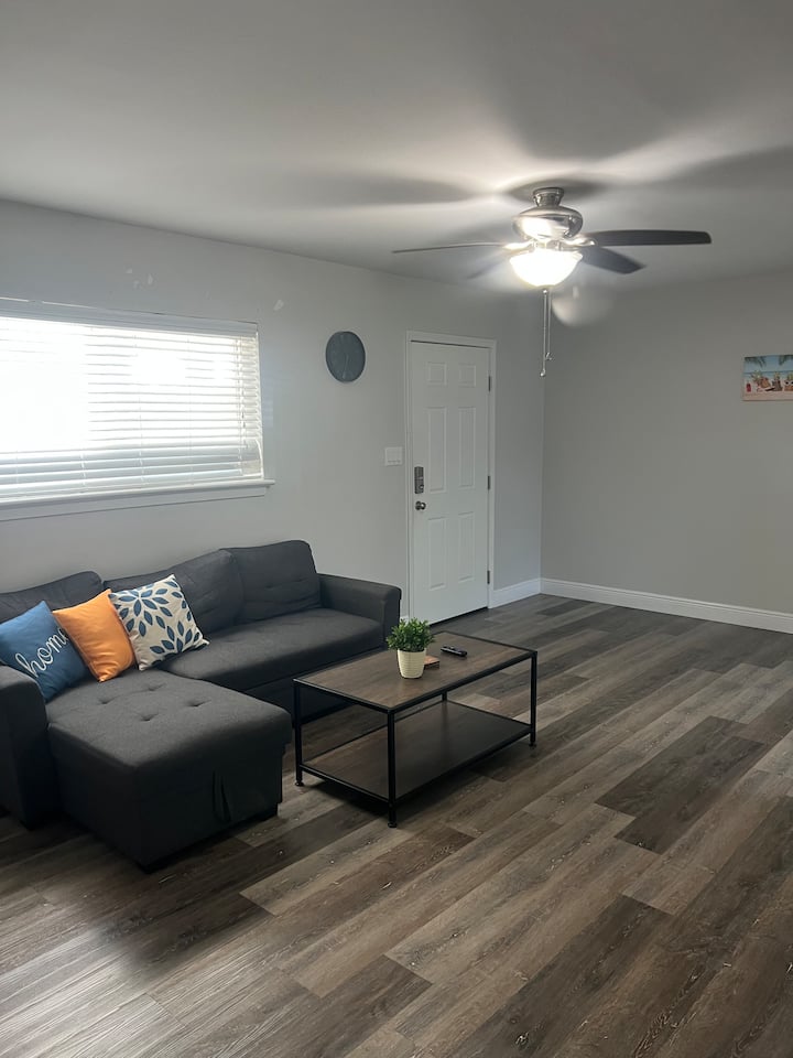 High Tide 2 Bed Apt In Biloxi Ms - Biloxi, MS