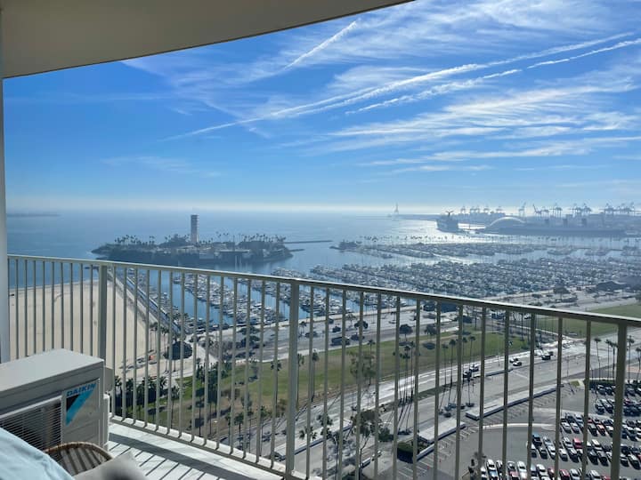 Ocean Front Gem 
Private Wraparound Balcony - Long Beach, CA
