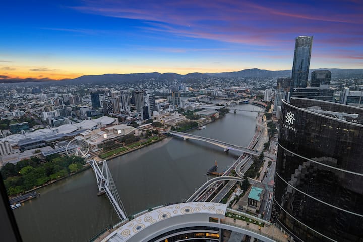 Skyline Dreams | Breathtaking City & River Vistas - Brisbane