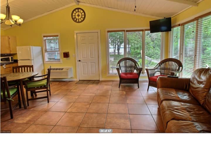 Lakeview Villa At Lochnestresort - Cold Spring, MN