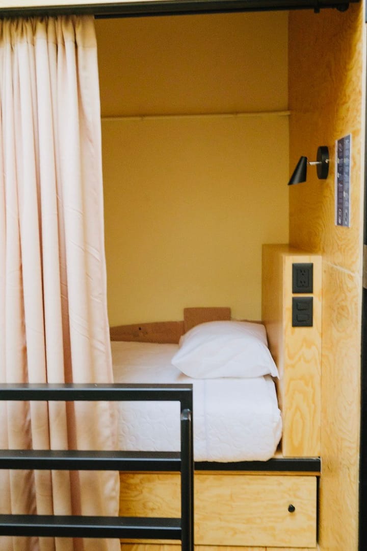 Habitación Privada Con Locker En Centro Histórico - Leon