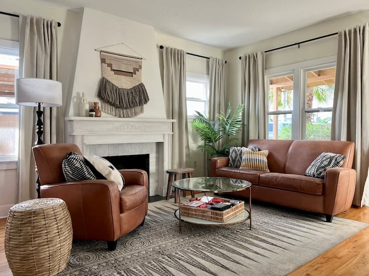 Wild Child Cozy Downtown Retreat - Phoenix, AZ