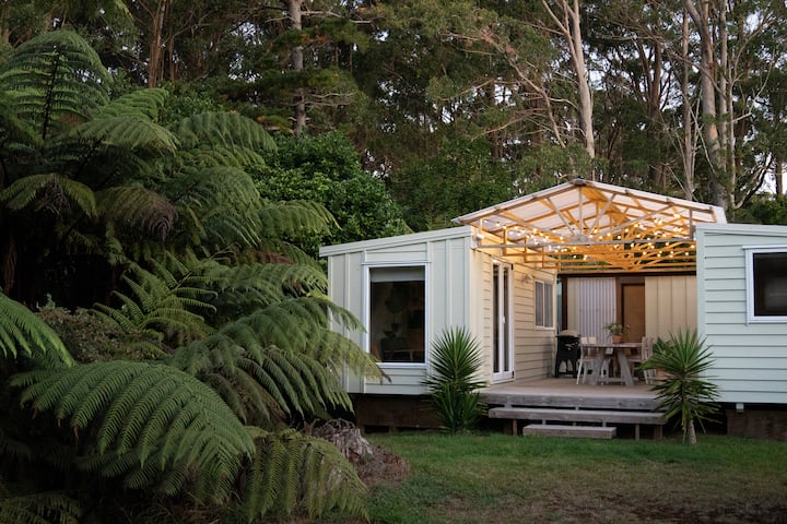 Offgrid Rainforest Retreat With Outdoor Bath - Taranaki