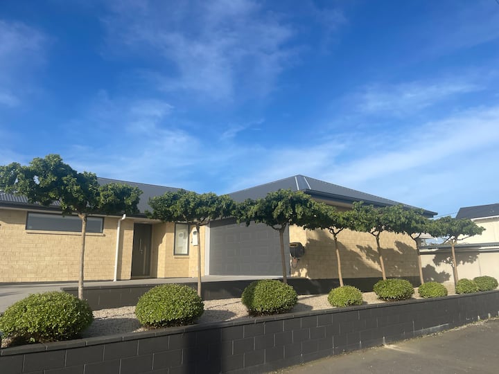 A Treat On Arun - Oamaru