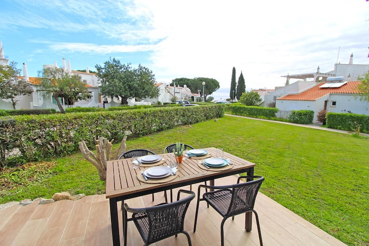 V110a - Two Bedroom Apartment - Porches