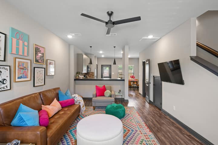 Bold In The Brazos Valley - College Station, TX