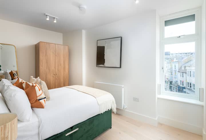Vesto | Modern One Bedroom Apartment By The Beach - Brighton
