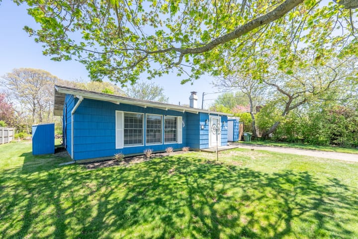 Montauk Escape—3br, 2ba, Beach, Grill, Patio - 몬타우크