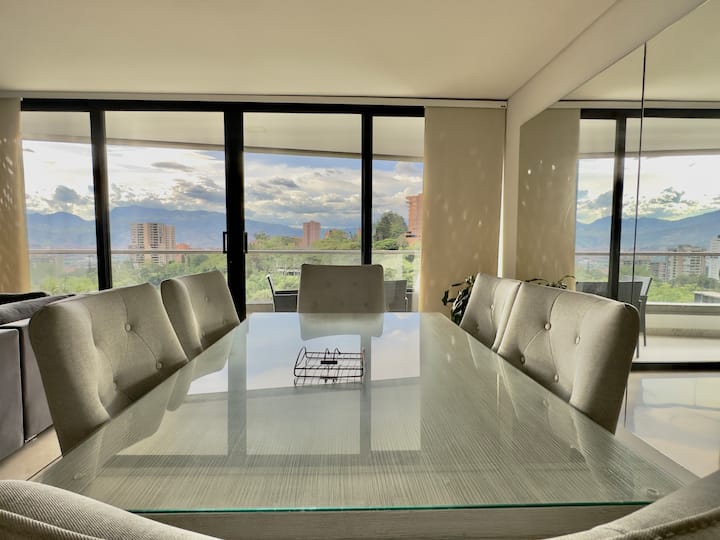 301 Comodidad Y Vista En El Corazón Del Poblado - Envigado