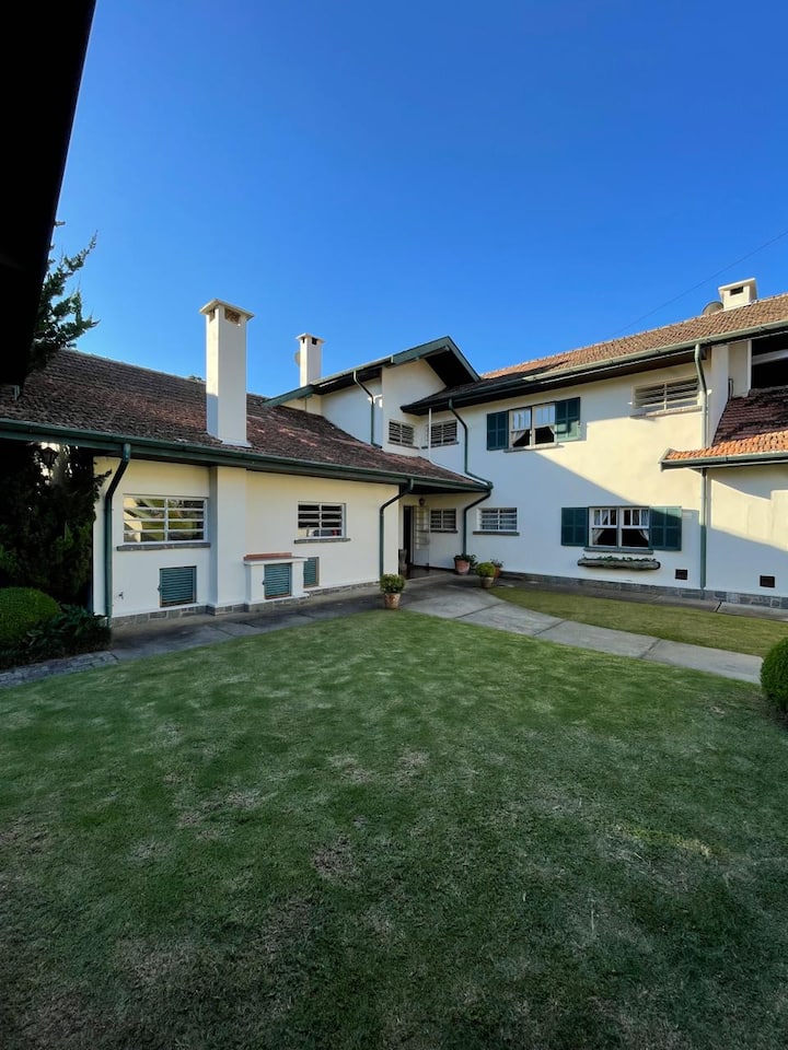 Casa Incrível E Completa No Coração De Campos - Campos do Jordão