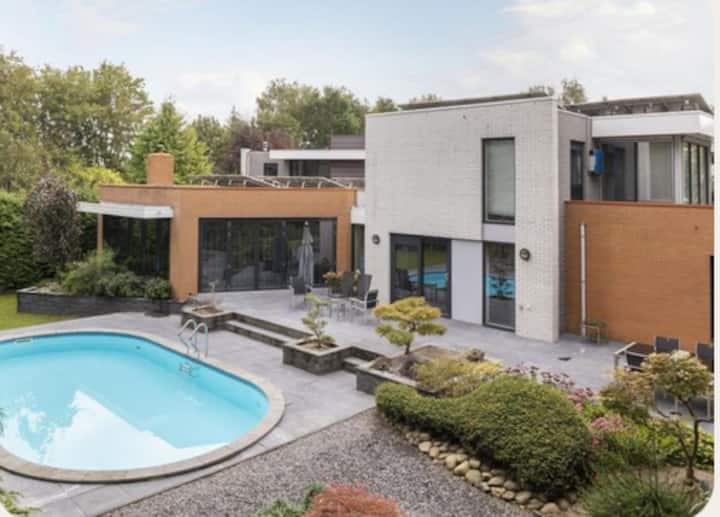 A Sensory Boutique Villa | Pool•garden•steam Room - Bussum