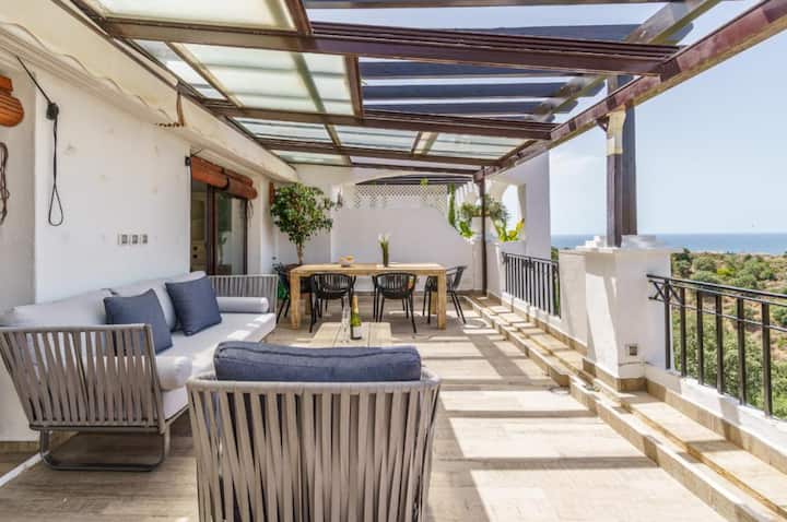Beautiful Penthouse With Seaview - Marbella