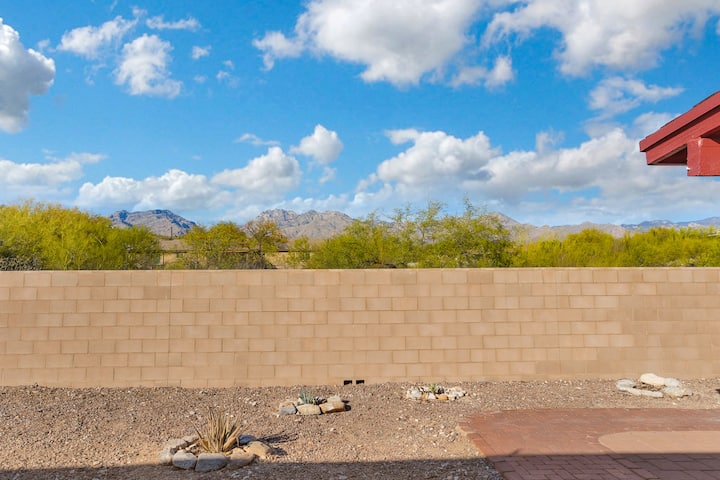 Sabino Canyon Area With Spectacular View - Tucson, AZ