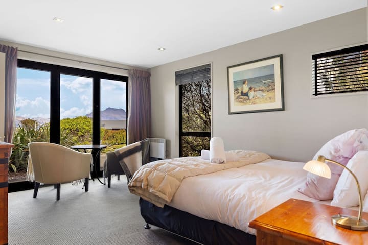 Stylish Studio On Goldleaf! - Queenstown