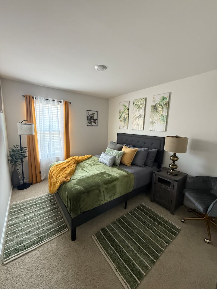 Comfy 2br | Work, Relax, Explore - Winchester, VA
