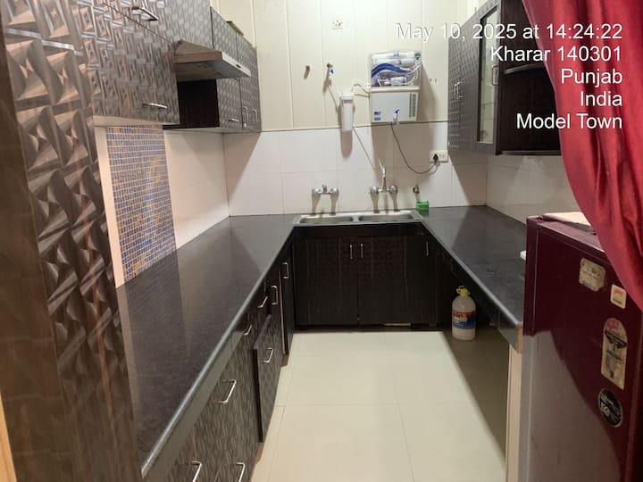 Modern 2bhk For All Travelers. - Sahibzada Ajit Singh Nagar