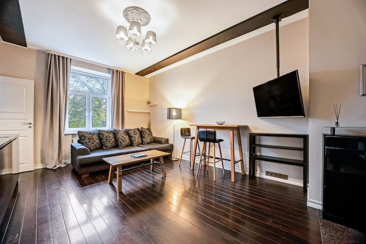 Urban City Charm Apartment In The Heart Of Tallinn - Tallinn