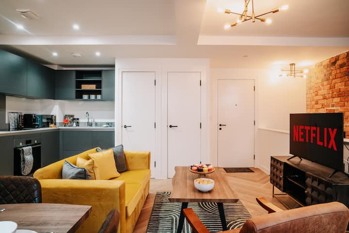 Stunning Duplex In City Wifi Family Contractor - Birmingham