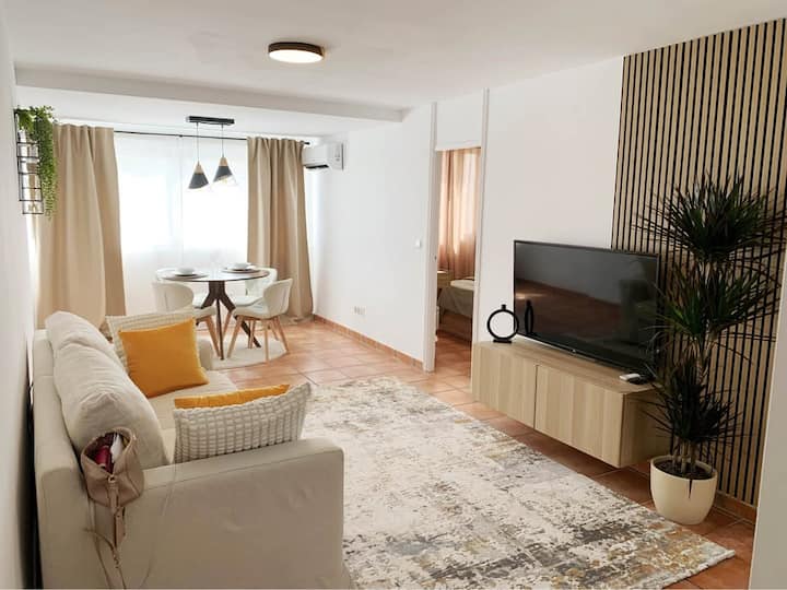 Prime Location In Estepona ! - Estepona