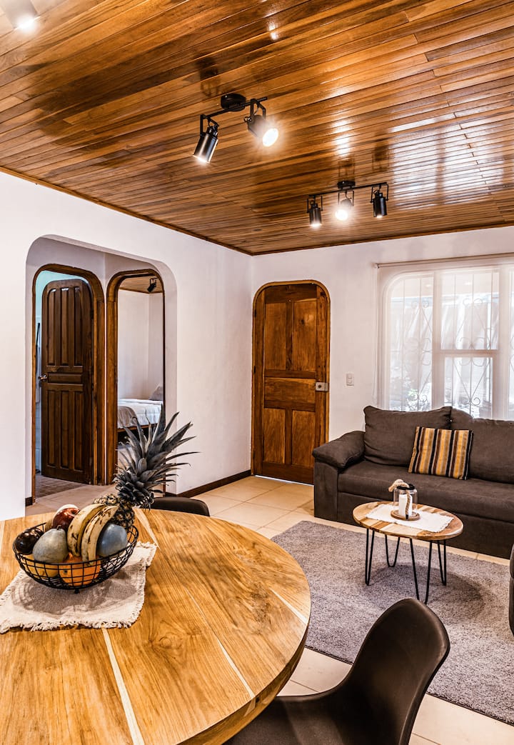 Very Close To The Beach In Santa Teresa! Ac, Park. - Costa Rica