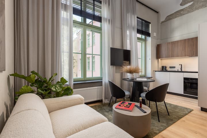 Hallo Loft: Wonderful Design | Charming Getaway - Latvia