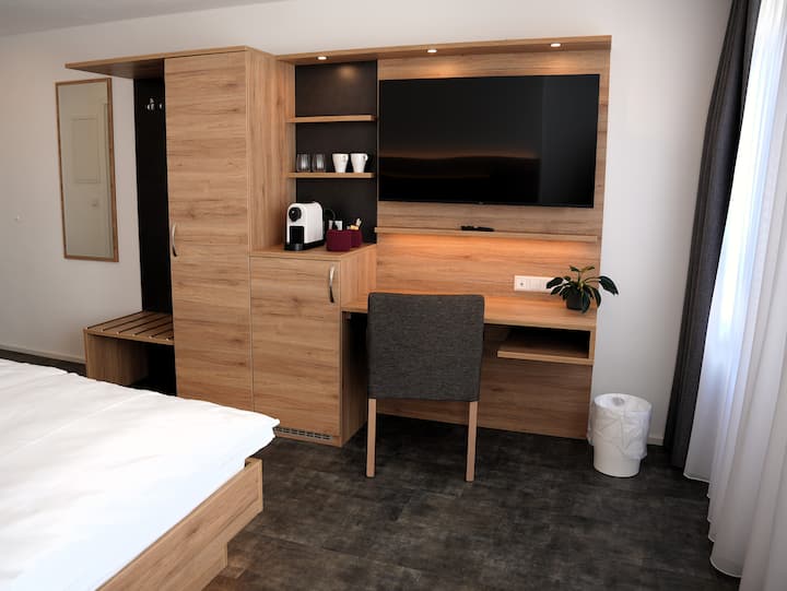 7rooms - Gemütliches Zimmer Im Herzen Reutlingens - Lichtenstein