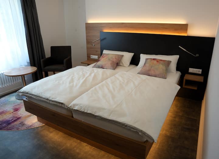 7rooms - Gemütliches Zimmer Im Herzen Reutlingens - Lichtenstein
