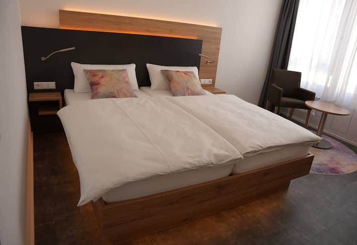7rooms - Gemütliche Unterkunft In Reutlingen - Reutlingen