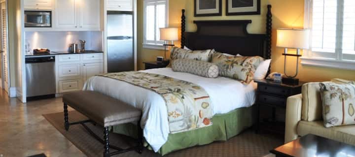 Old Bahama Bay Beachfront Suite - The Bahamas