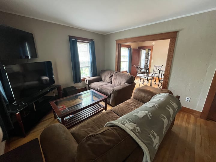 Apartment In Springfield - Claremont, NH