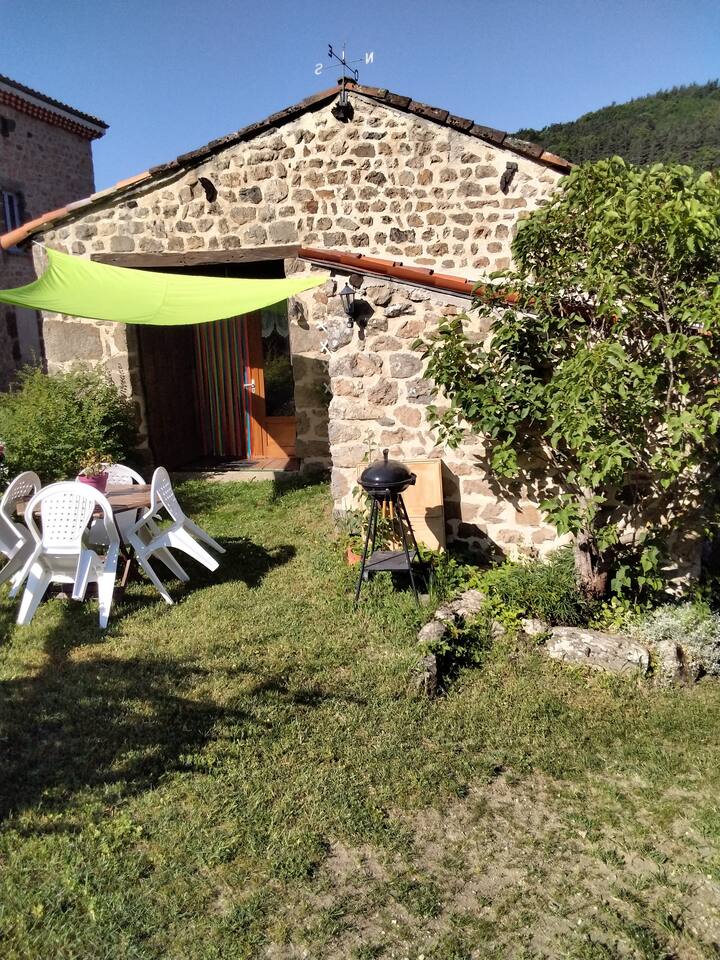 Charmant Coin De Campagne - Lamastre