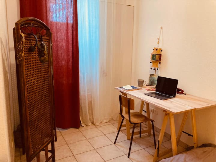 Chambre Paisible Et Centrale - Montpellier
