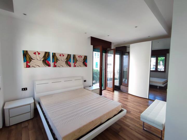 Elegante Quadrilocale In Centro - Vieste