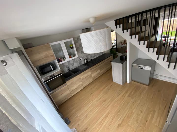 Maison Au Calme Avec Jardin - Besançon