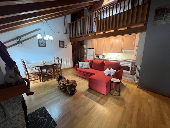 ÁTico En El Corazón De Benasque - Benasque
