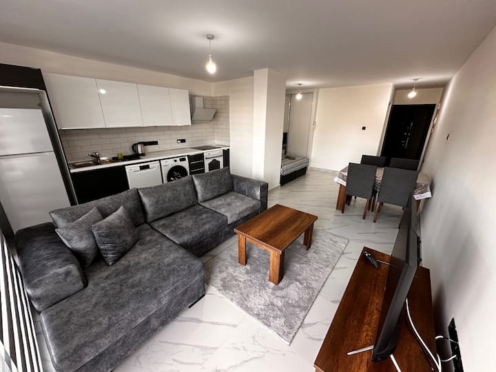 Girne Merkez, 1 Yatak Odalı Havuzlu Bluepalm Site - Girne
