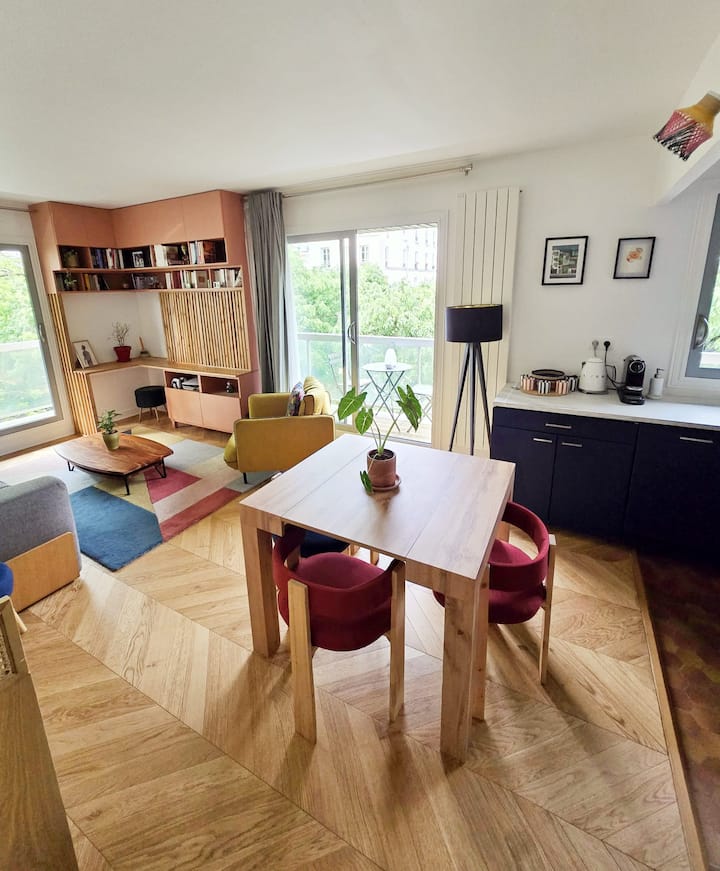 Nouveau Coin Charmant Dans Paris - Paris