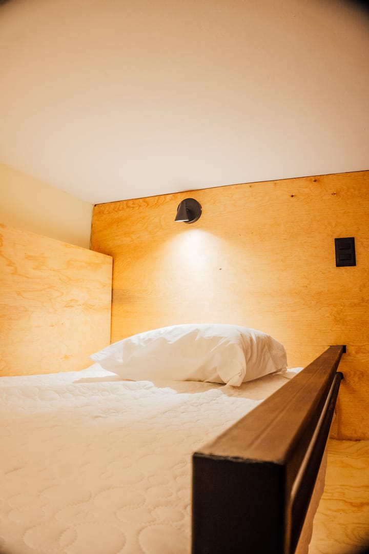 ¡Cama Individual En León! Ideal Para Todo Viajero - León